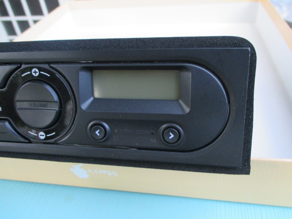 3710 新車外し品 UD トラックス クオン 純正 24V用 ラジオ 28023 MODEL RC-9465 純正ラジオ(トラック、ダンプ)｜売買されたオークション情報、yahooの商品情報 ...