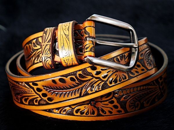 Yahoo!オークション - セレクト出品 DT-136A 本革 キャメル カービング...