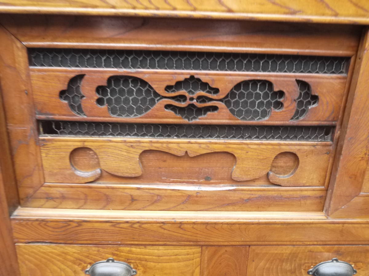 A21003】時代家具 水屋箪笥 茶箪笥 食器棚飾り棚 前欅 A21003】時代家具 水屋箪笥 茶箪笥 食器棚飾り棚 前欅