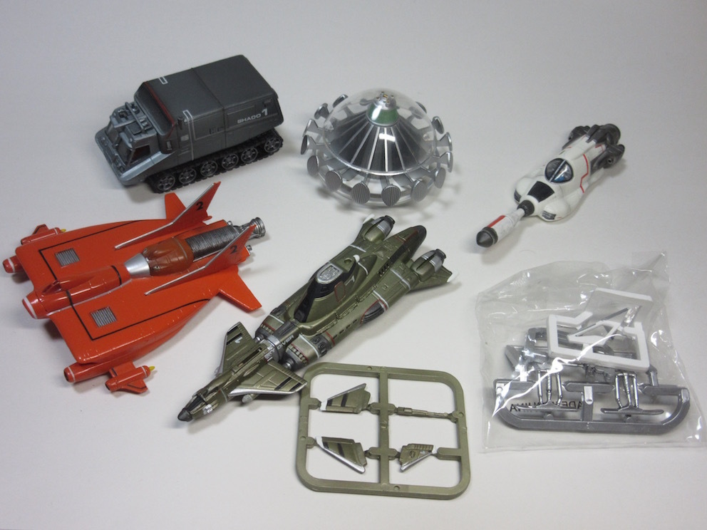 Yahoo!オークション - 謎の円盤UFO 5点セット-2 コナミ SFムービーコ...