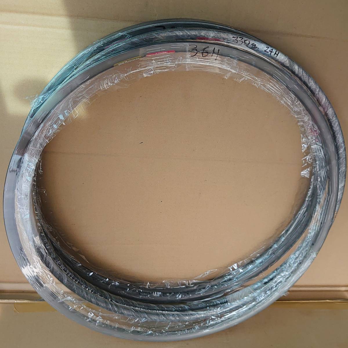 Yahoo!オークション - 超レア品 未使用と中古セット26インチ650cロー...