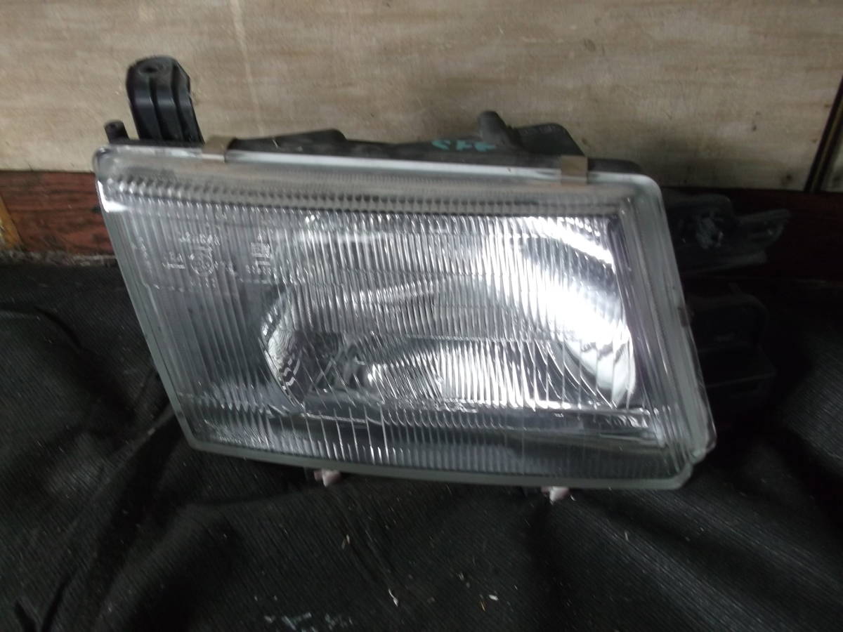 Yahoo!オークション - フォレスター SF5 右ライト