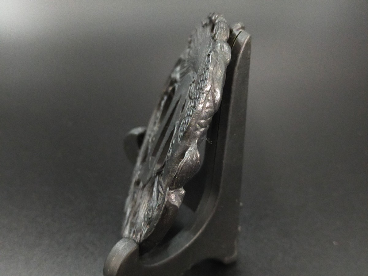 Yahoo!オークション - 刀鍔 鯉の図 鋼地 日本刀装具 刀剣美術 鍔 つば ...