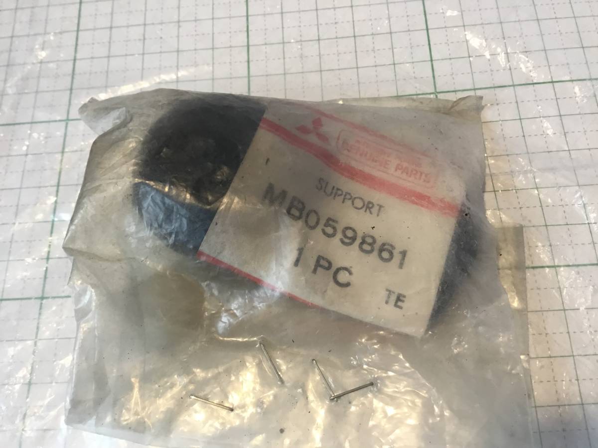 三菱 ミツビシ MITSUBISHI Jeep ジープ J54 MB059861 ハンガー ブラケット 吊りゴム マフラーサポート J52 J51 J55 J53(マフラー)｜売買された ...