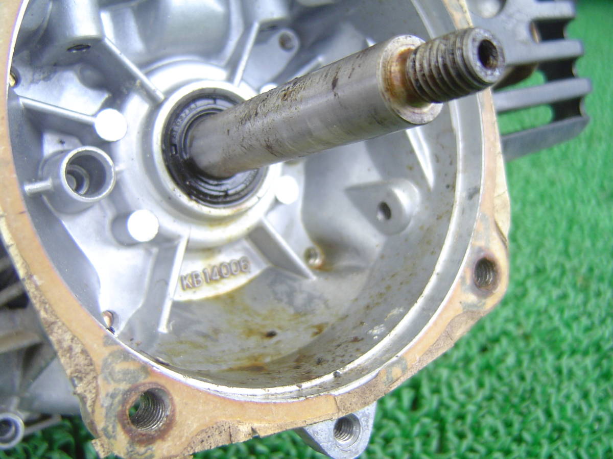 80 エンジン 三菱 ミツビシ TL33 TL33PPD-080 エンジンポンプ アサバ 麻場 AKD-251AX エンジン部分だけ 画像にあるものだけ(農業機械)｜売買されたオークション情報 ...