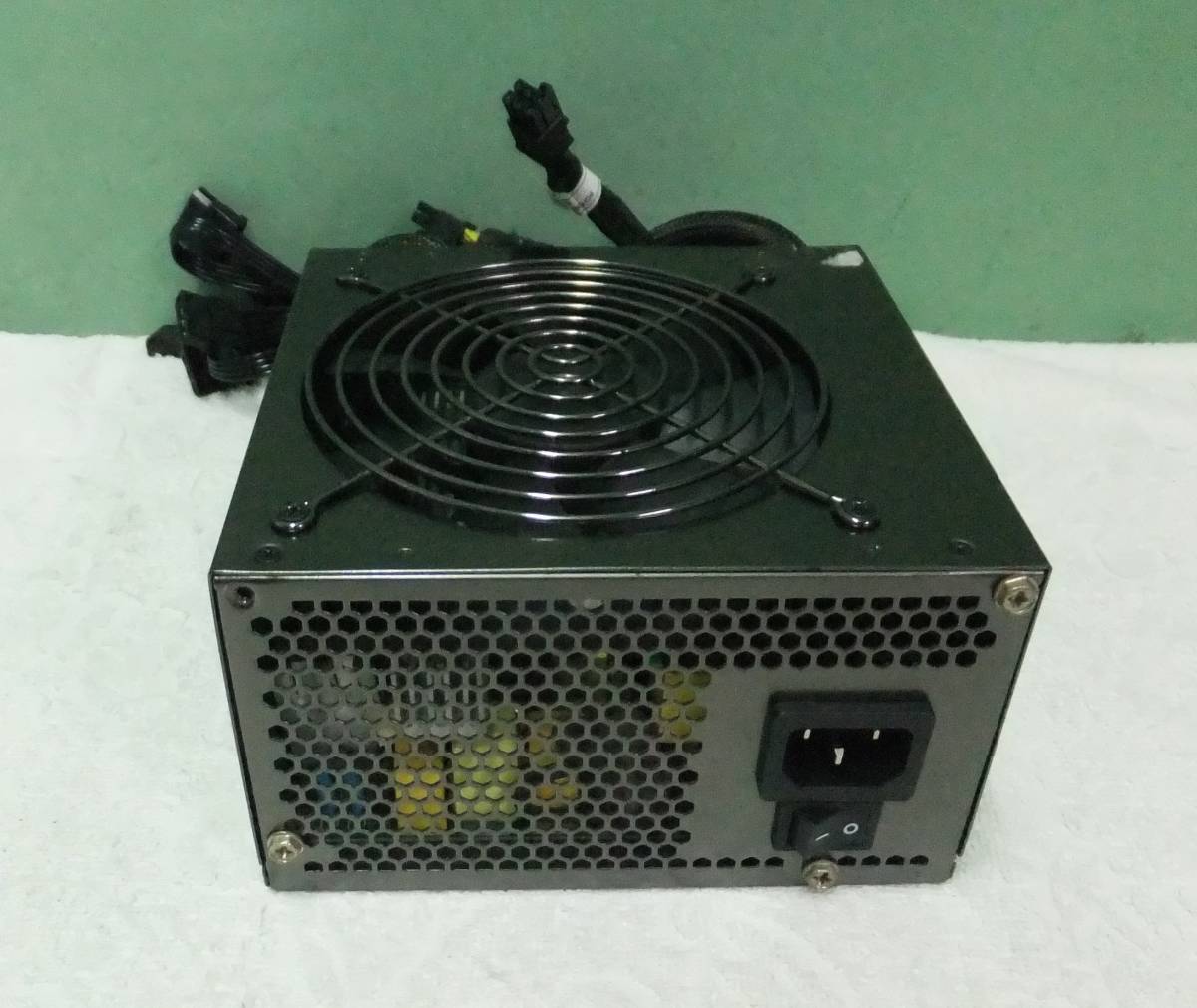 Yahoo!オークション - 玄人志向 630W KRPW-P630W/85+ 80PLUS PC電源ユ...