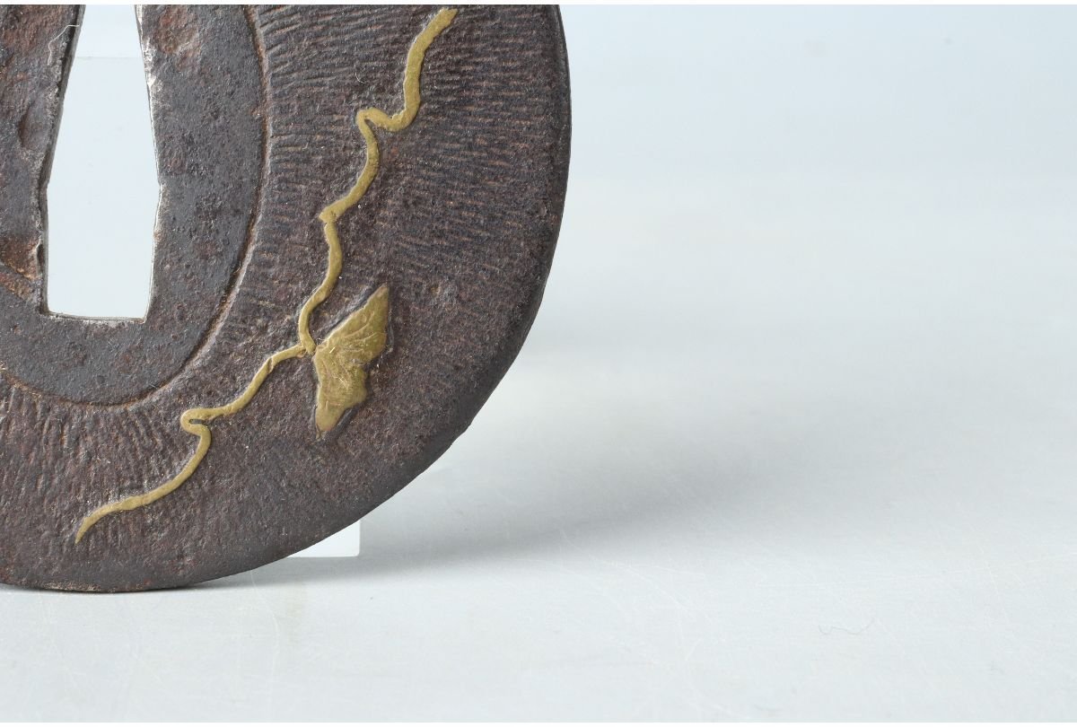 Yahoo!オークション - [URA]刀剣美術/鉄地金象嵌銀杏図丸形鍔/124g/12-...