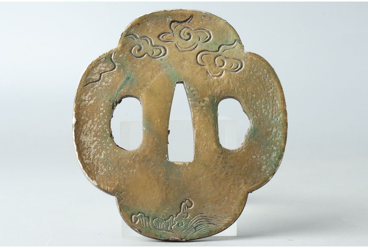 Yahoo!オークション - [URA]刀剣美術/銅地雲図瓜形鍔/152g/12-6-88 (検...