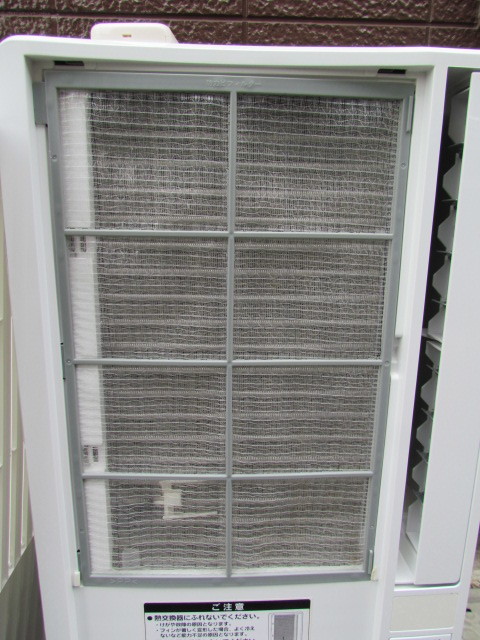 Yahoo!オークション - コイズミ 窓用エアコン【KAW-1684】 冷房専用ウ...