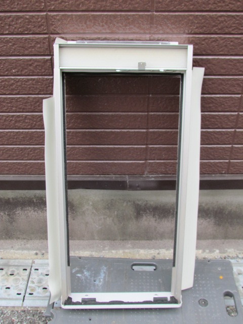 Yahoo!オークション - コイズミ 窓用エアコン【KAW-1684】 冷房専用ウ...