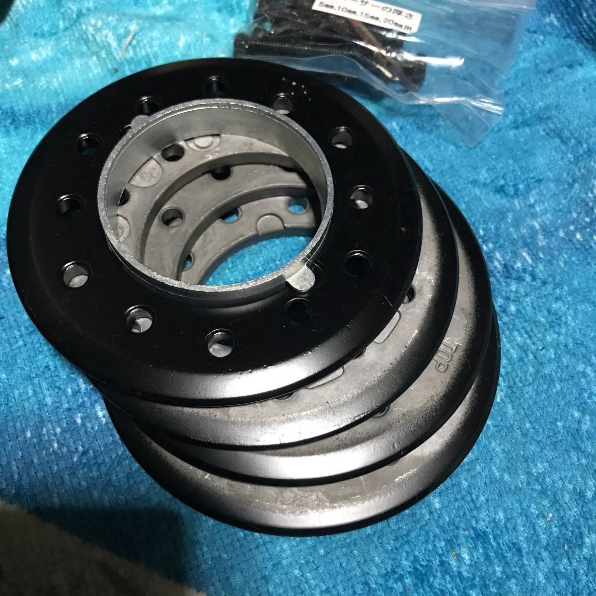 Yahoo!オークション - 送料無料 HKB ステアリング ボススペーサー可変...