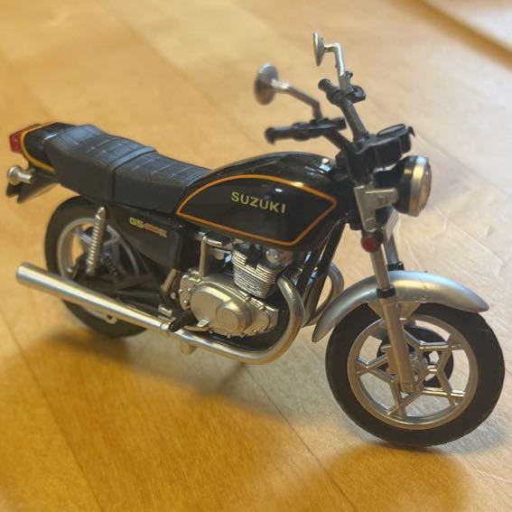 Yahoo!オークション - 1/24スケールGS400E SUZUKI鈴木スズキ バイク ミ...