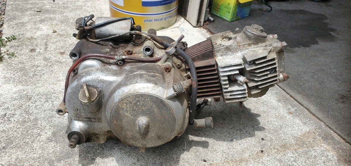 ホンダ CS90 DAX90 部品取り 放置 エンジン ジャンク 検 CL90 カブ ベンリー(エンジン本体)｜売買されたオークション情報、yahooの商品情報をアーカイブ公開 ...