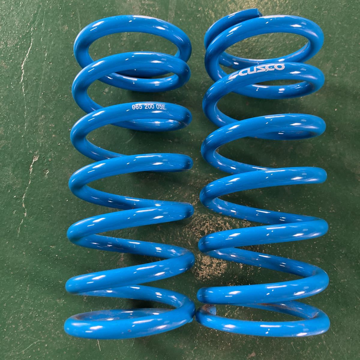 Yahoo!オークション - クスコ ブルースプリング ID65 8インチ 5kg/mm 0...
