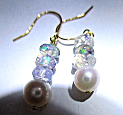 Yahoo!オークション - 【 M 】14kgf オパールとあこや真珠ピアス①