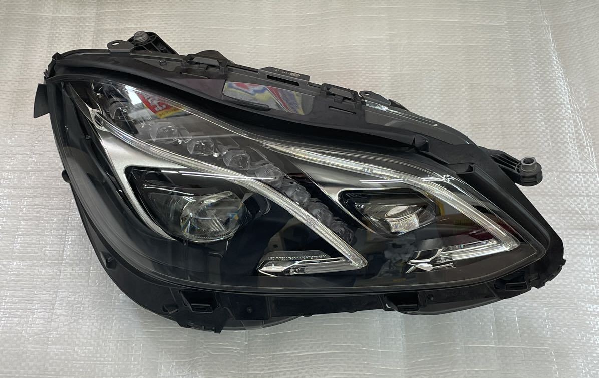 Yahoo!オークション - メルセデスベンツ W212 Eクラス 後期 純正 LED ...