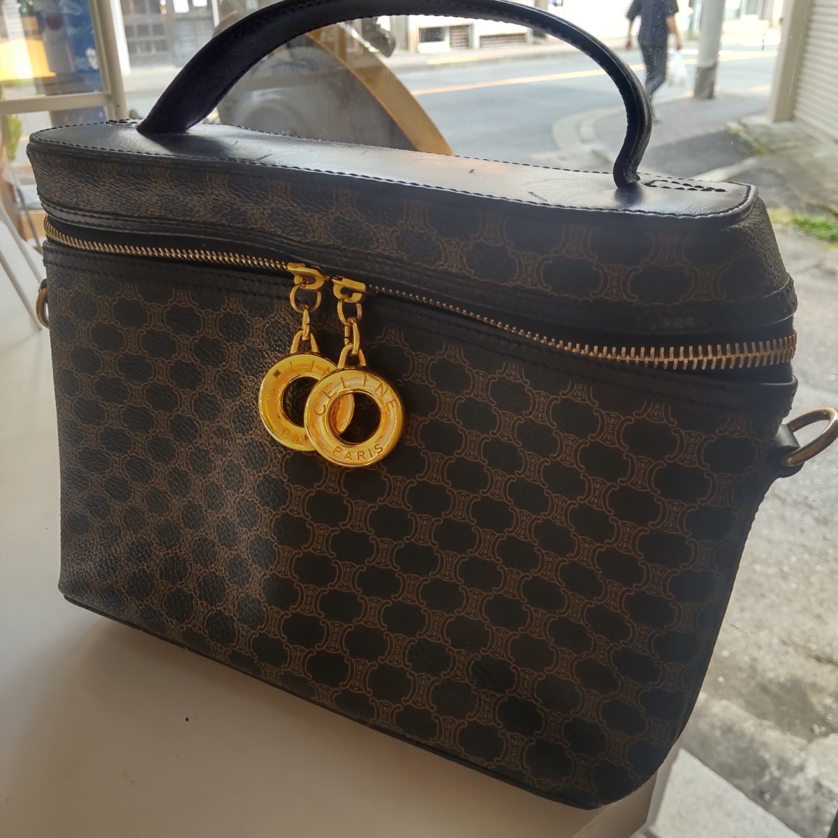 Yahoo!オークション - n19-9 黒マカダム サークル ショルダーバッグ P...