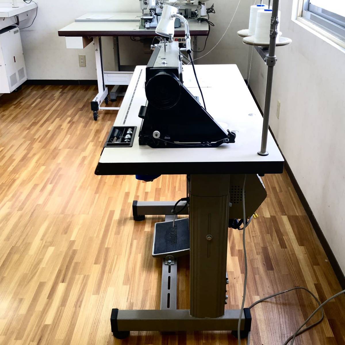 BROTHER ブラザー DB2-B737-313 Mark II 高速 直線 本縫 自動糸切り 工業用ミシン EXEDRA パネル E-40 モータ MD-800A 803 台付(ブラザー ...