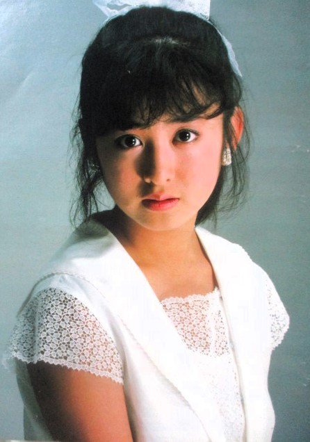 斉藤由貴切り抜き68枚ピンナップ 小泉今日子森恵本田美奈子尾崎豊井森美幸長山洋子銀色夏生木内まさこ野村真美田中美佐子石野陽子その他|売買されたオークション情報、yahooの商品情報を
