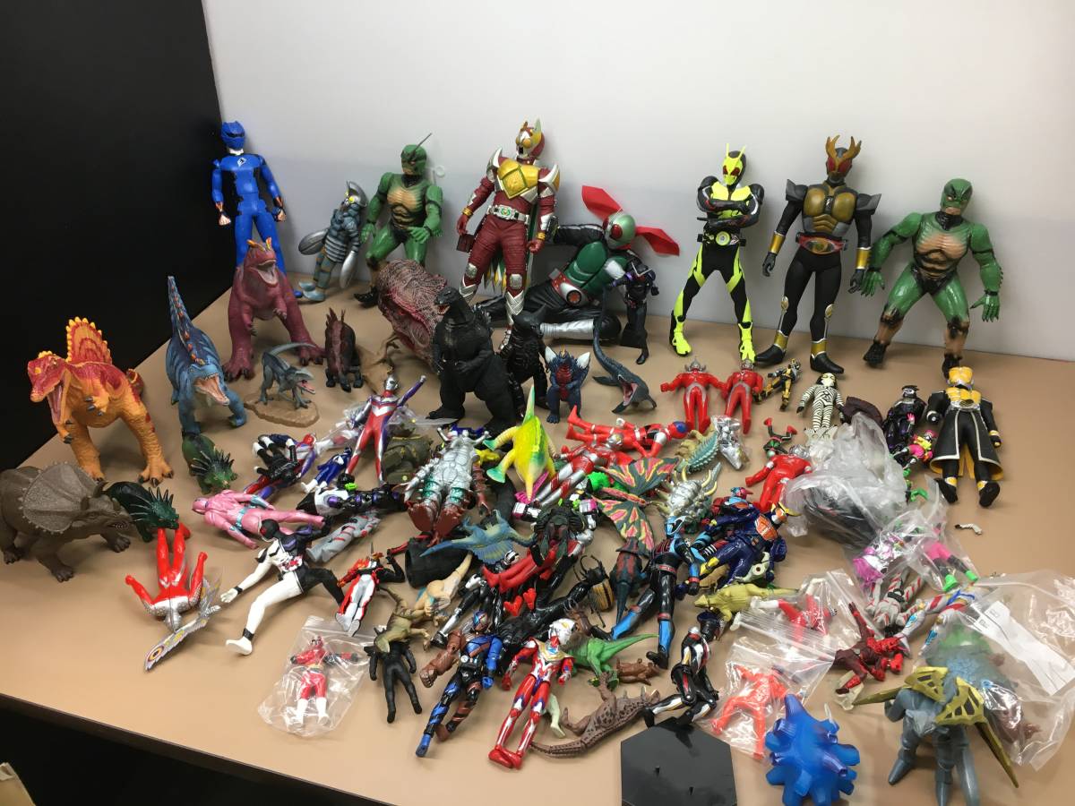 Yahoo!オークション - N068[12](フィギュア) ジャンク 特撮・恐竜系フ...