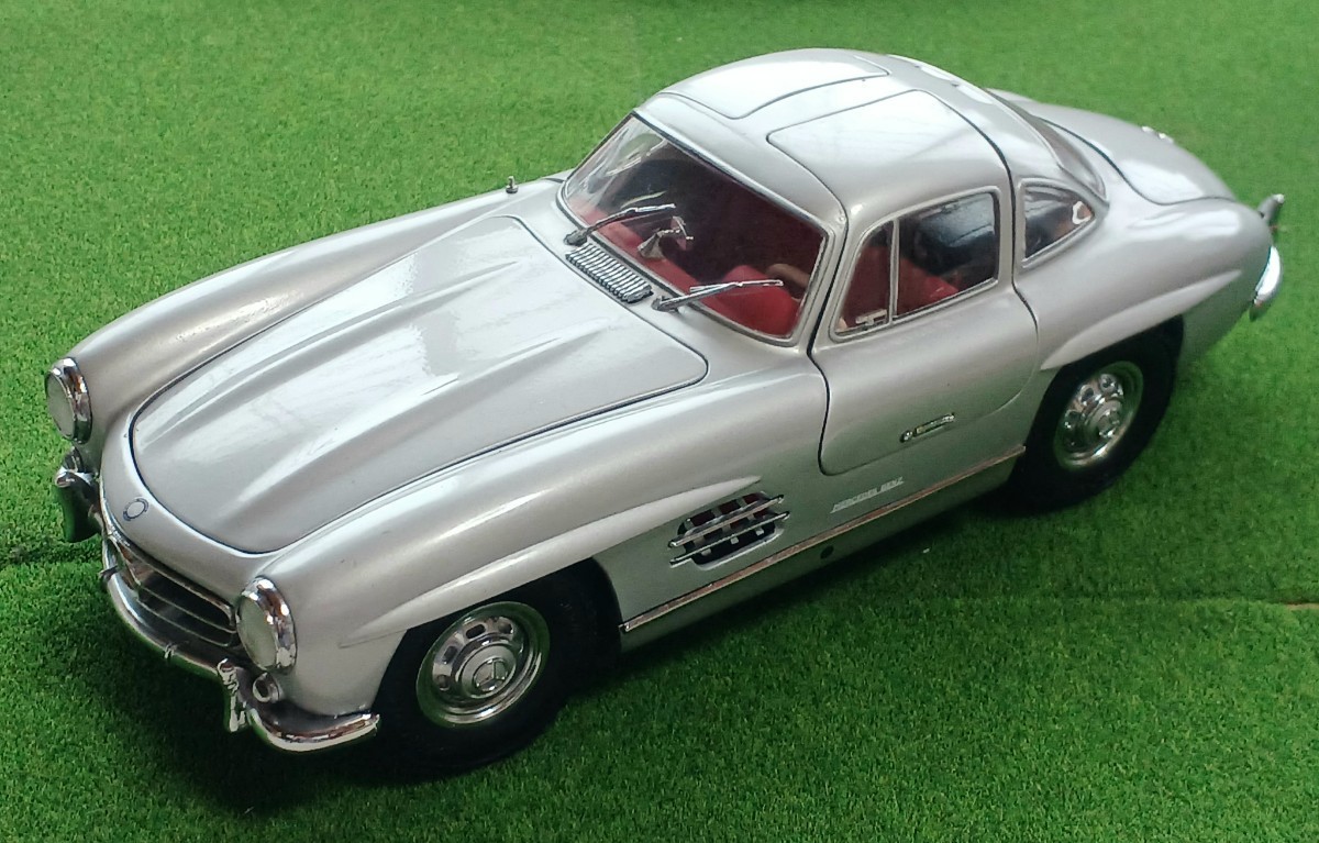 Yahoo!オークション - 1/18 京商 メルセデスベンツ 300SL