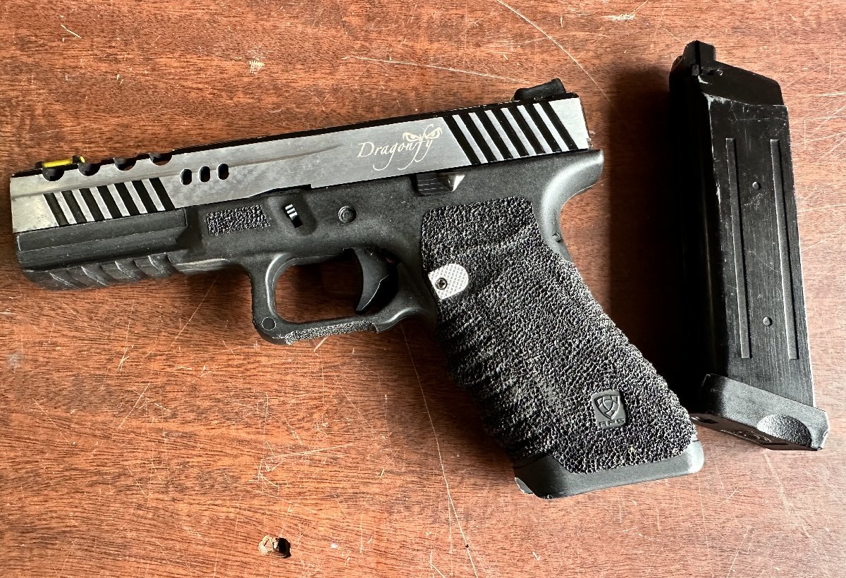 簡易 ガスガン DRAGONFLY XV L ドラゴンフライ(ガスガン)｜売買されたオークション情報、yahooの商品情報をアーカイブ公開 - オークファン（aucfan.com）