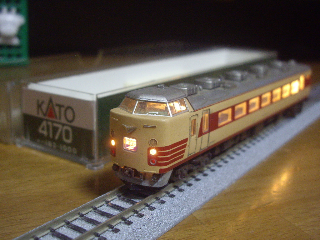 kato 183系 国鉄色 クハ183 品番4170 ライト点灯確認済み(特急形電車)｜売買されたオークション情報、yahooの商品情報をアーカイブ公開 - オークファン（aucfan.com）