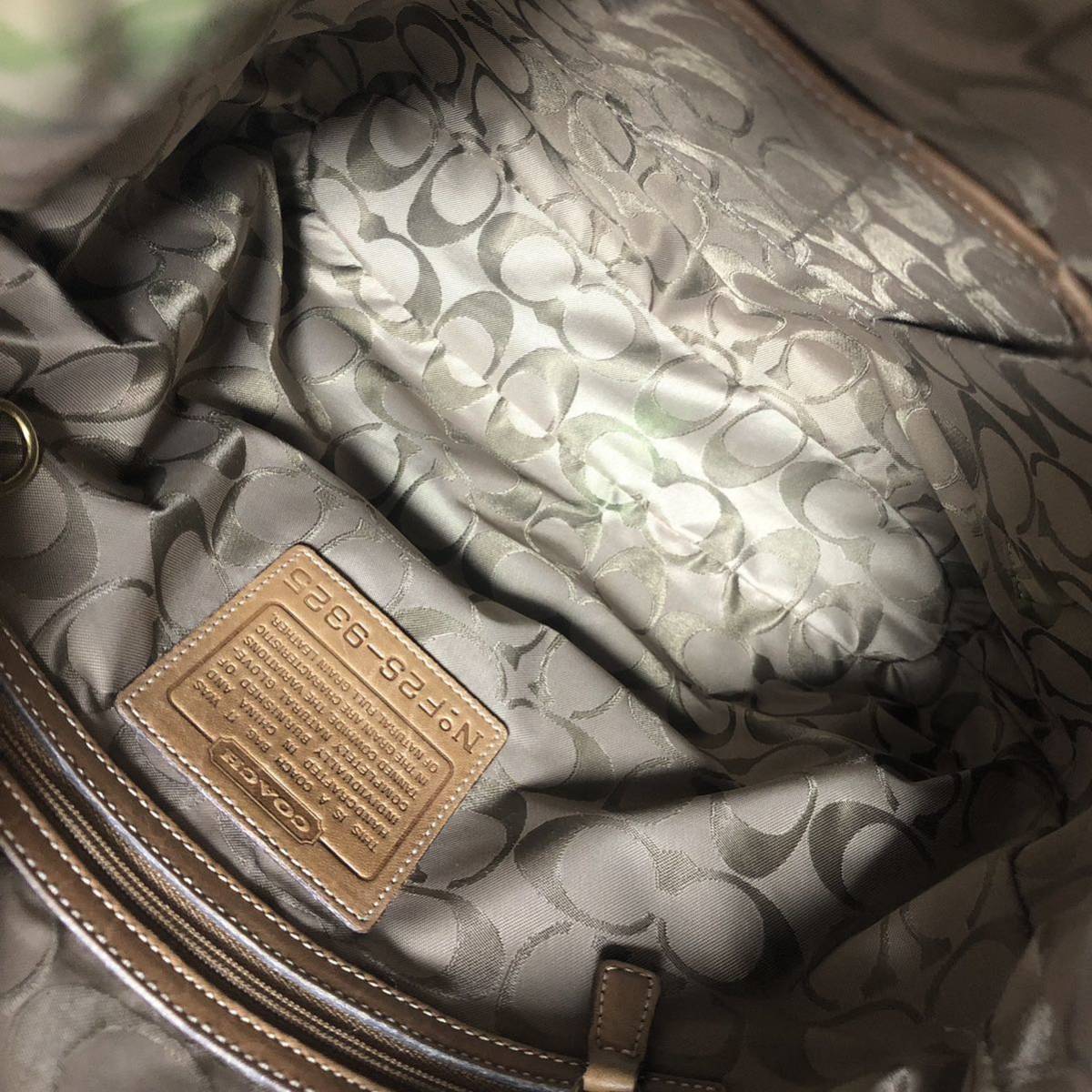 Yahoo!オークション - (56)美品「COACH」 ヴィンテージ A4斜めがけショ...