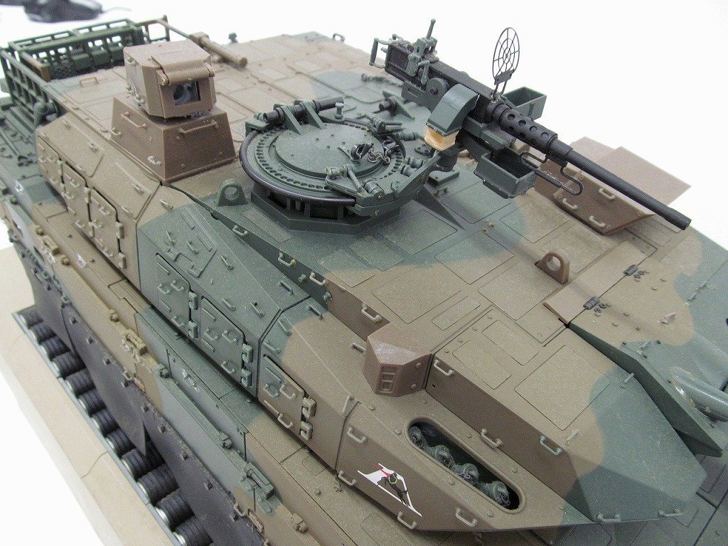 アシェット週刊 陸上自衛隊 10式戦車 1/16 アシェット週刊 陸上自衛隊 10式戦車 1/16