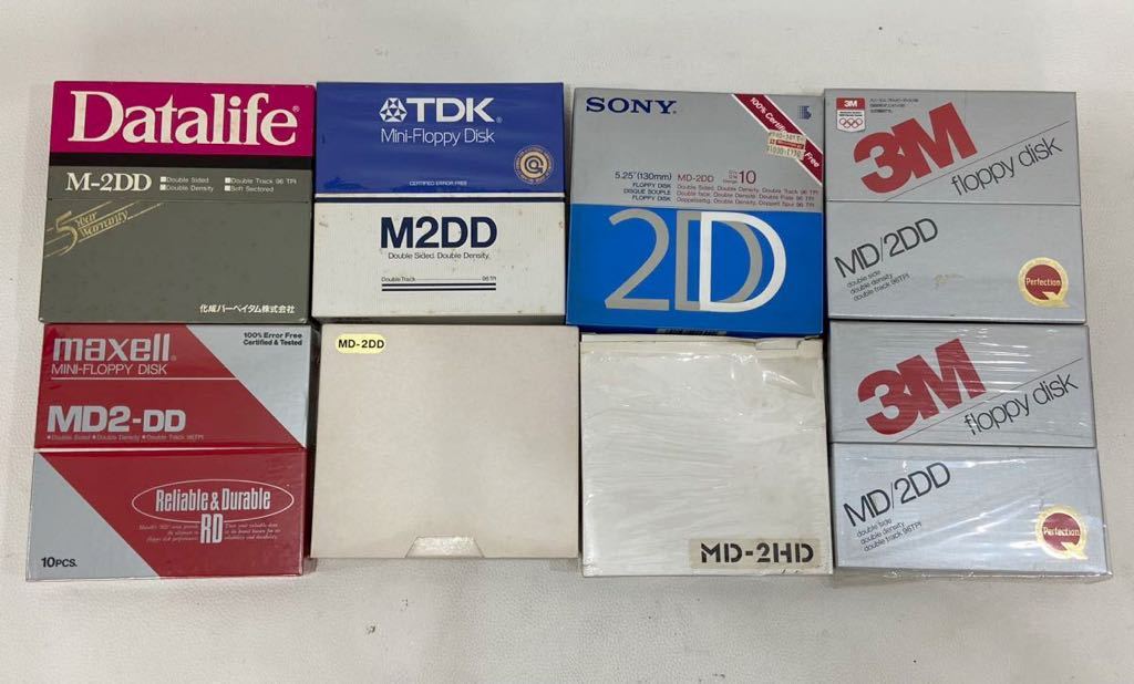 Yahoo!オークション - B3F358 まとめ売り 新古品あり PCフロッピーディ...