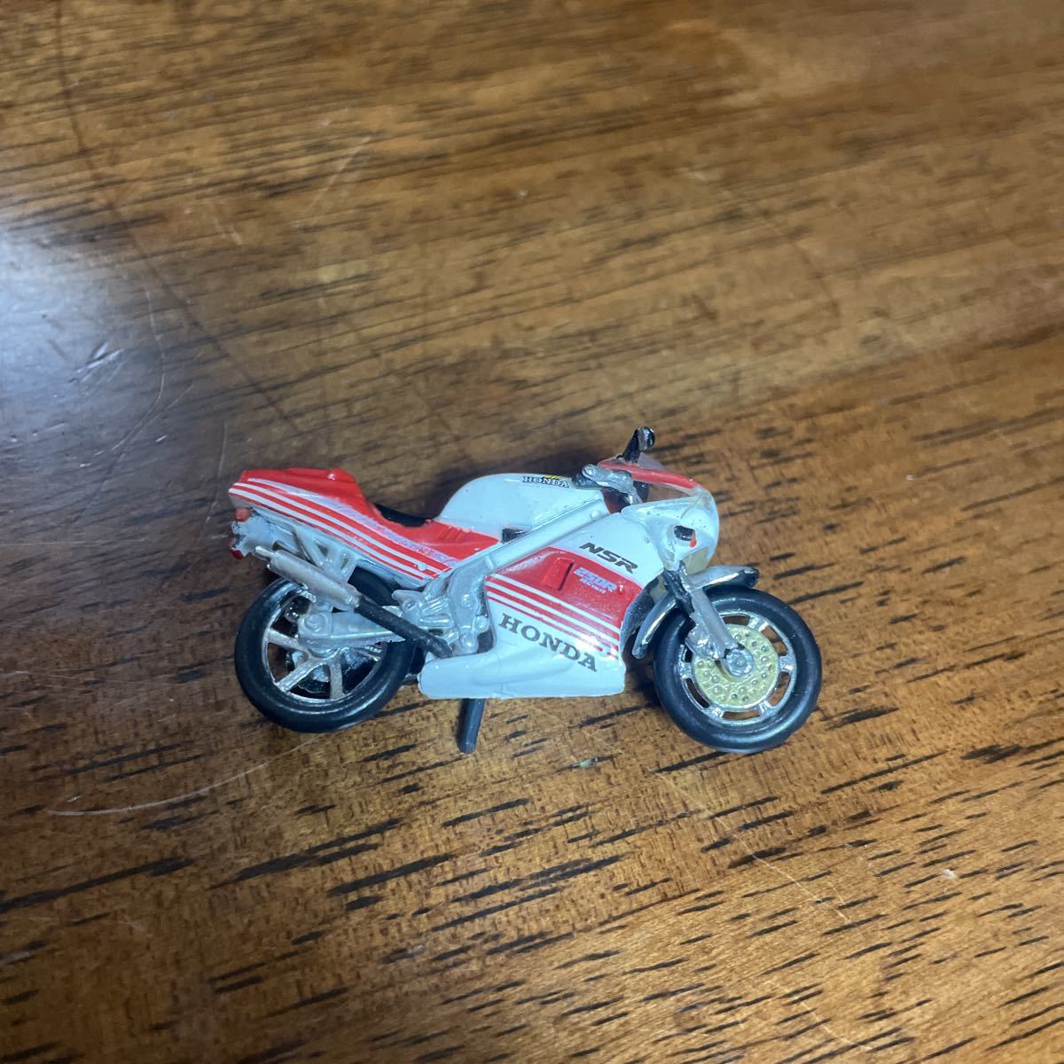 Yahoo!オークション - ホンダ NSR 250R ミニカー 20239