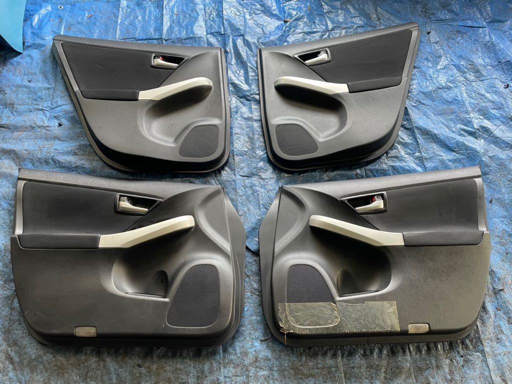 219 トヨタ ZVW 30 プリウス 後期 ドア 内張り トリム 1台分 黒 K(トヨタ用)｜売買されたオークション情報、yahooの商品情報をアーカイブ公開 - オークファン（aucfan ...