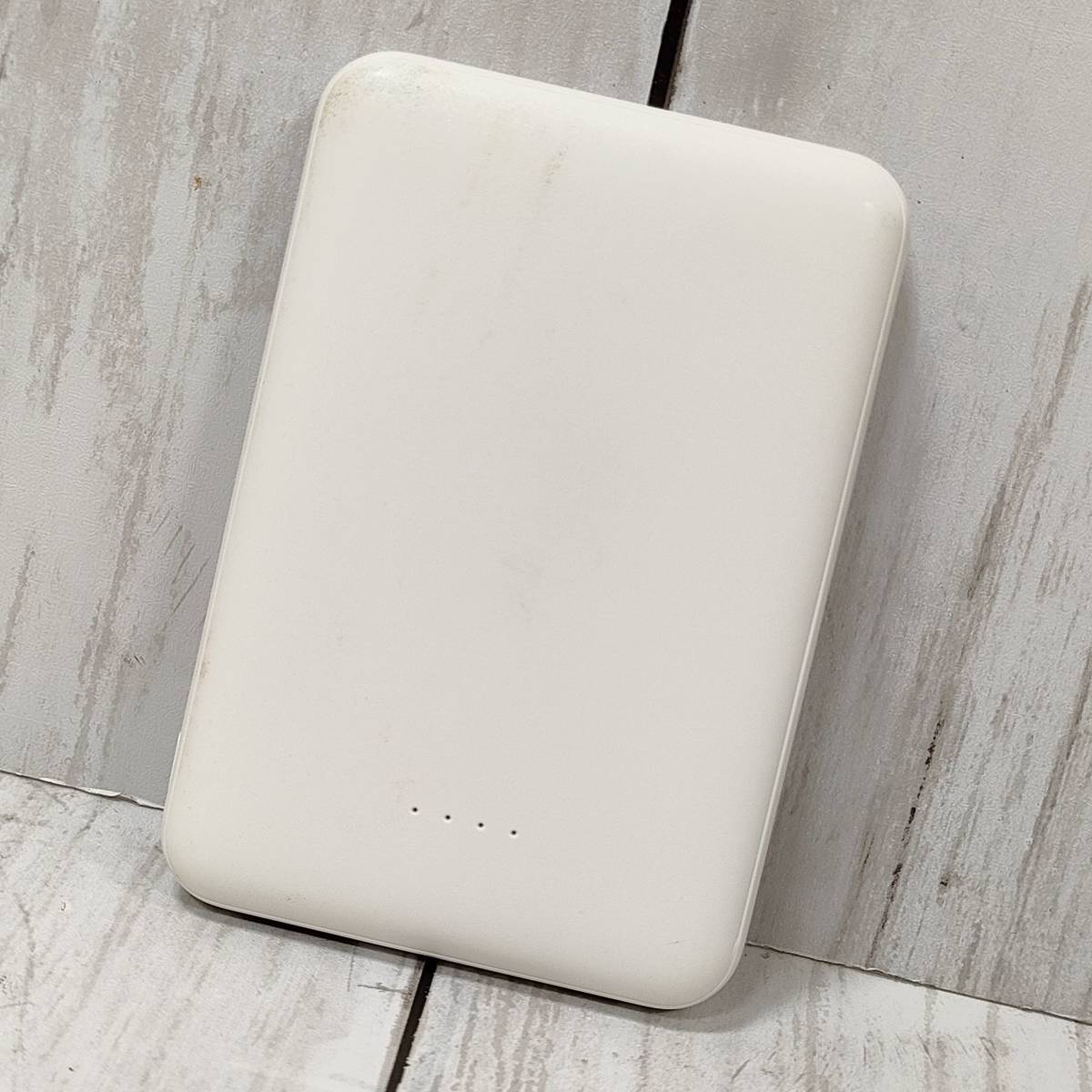 Yahoo!オークション - ECore モバイルバッテリー P206 4000mAh ホワイ...