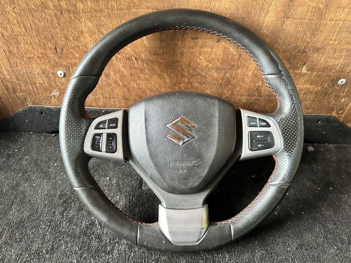 スズキ スイフトスポーツ ZC32S 純正ハンドル ステアリング M16A 6MT(ステアリング、ハンドル本体)｜売買されたオークション情報、yahooの商品情報をアーカイブ公開 ...