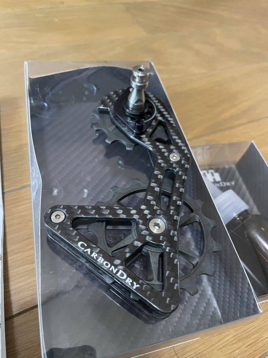 代購代標第一品牌－樂淘letao－【割安】カーボンドライジャパン V3 ビッグプーリーキット SHIMANO R9100系/R8000系用ショートケージ用フルセラミックベアリング