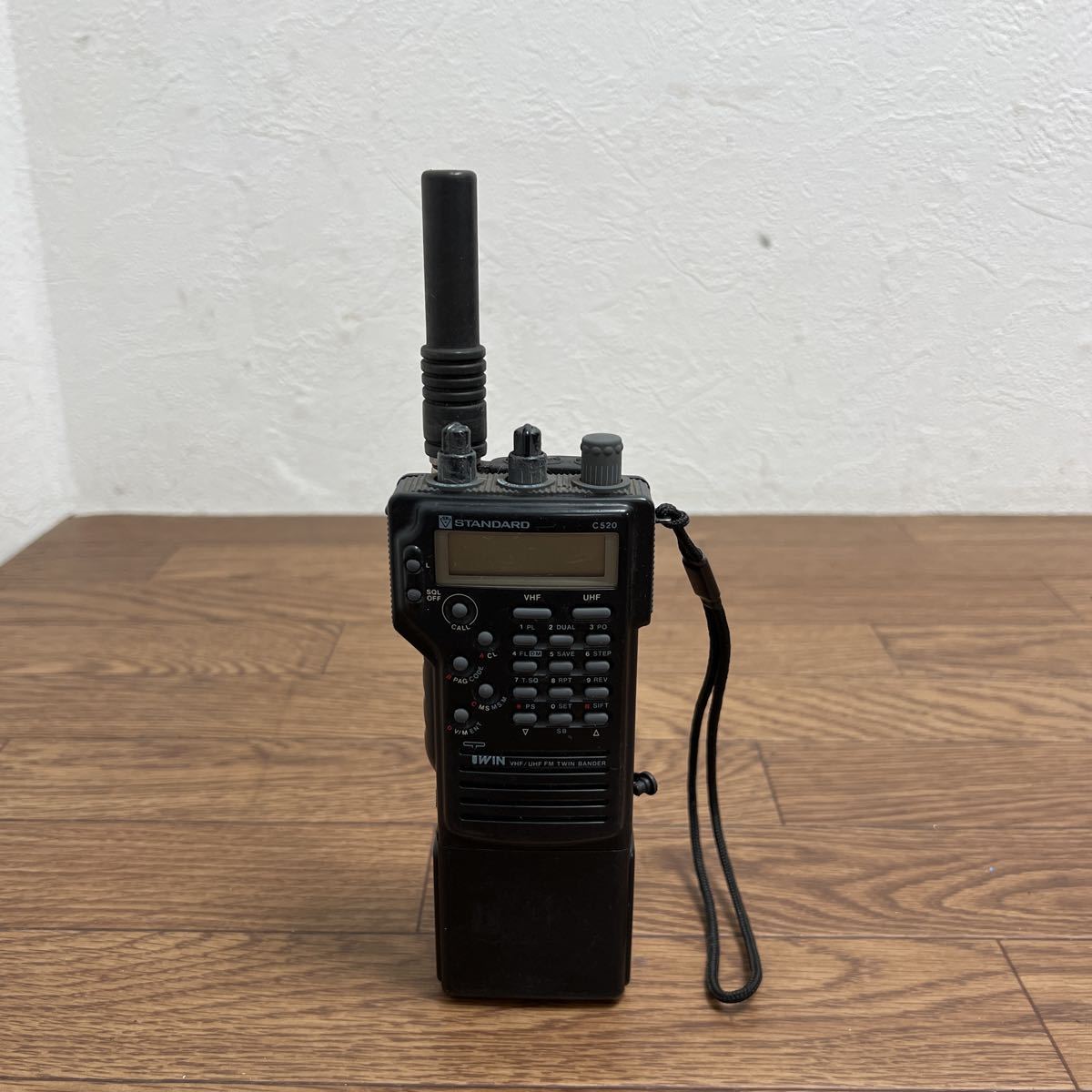 D681 STANDARD スタンダード C520 トランシーバー 動作未確認ジャンク(ハンディ)｜売買されたオークション情報、yahooの商品情報をアーカイブ公開 - オークファン ...