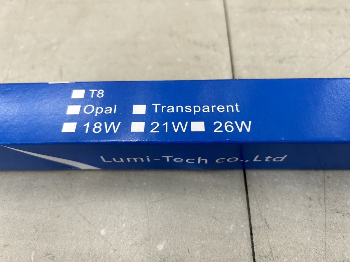 代購代標第一品牌－樂淘letao－【愛知 東海店】CE961【未使用品・1000～売切り】ルミーテック LED 直管 蛍光灯 2本セット T8-18W-P ★ Lumi-Tech 昼光色 電気