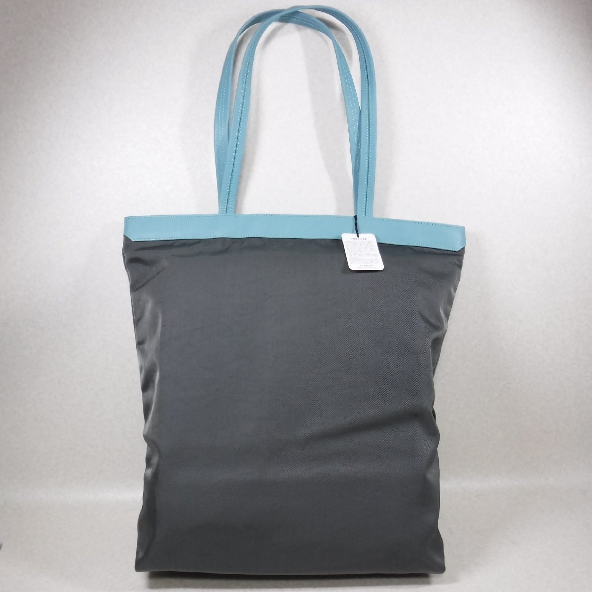 Yahoo!オークション - BB867 イズイット 定価17600円 B4サイズ 撥水 軽...