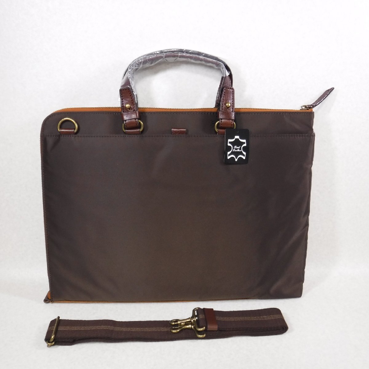 Yahoo!オークション - BB968 AXE アックス 定価28600円 2WAY レザービ...