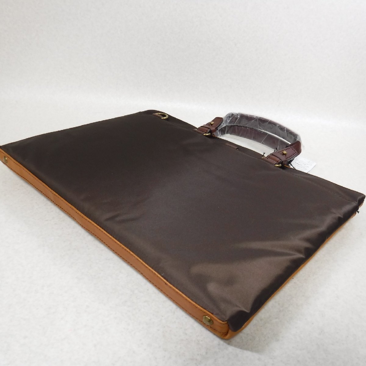 Yahoo!オークション - BB968 AXE アックス 定価28600円 2WAY レザービ...