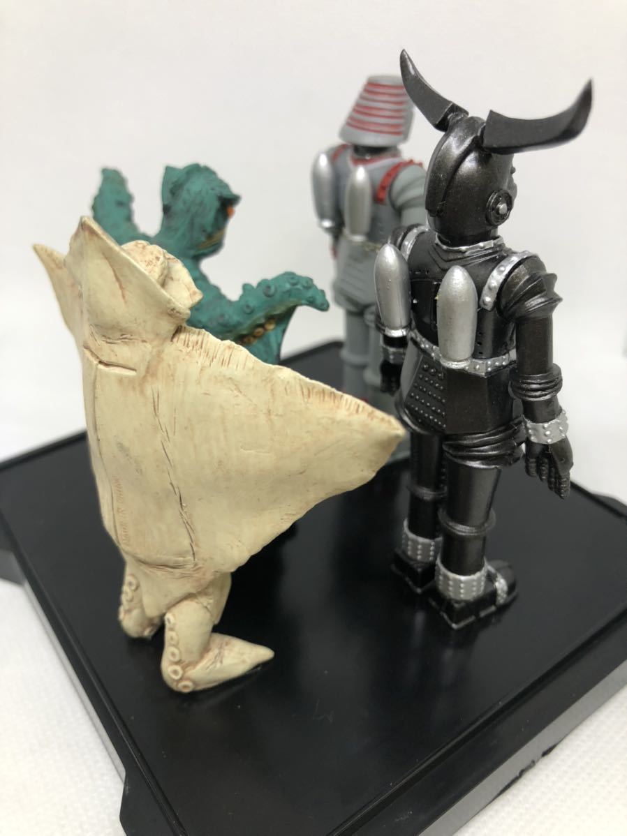 2740 ジャイアントロボ フルタ フィギュア 大海獣ダコラー 軟体怪獣イアカゲラス GR2 昭和 特撮 おまとめ 4体(アニメーション)｜売買されたオークション情報、yahooの商品情報を ...