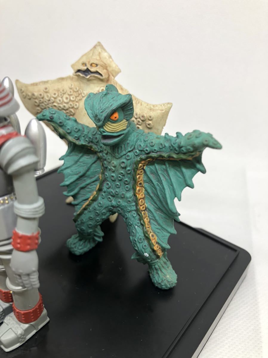 2740 ジャイアントロボ フルタ フィギュア 大海獣ダコラー 軟体怪獣イアカゲラス GR2 昭和 特撮 おまとめ 4体(アニメーション)｜売買されたオークション情報、yahooの商品情報を ...