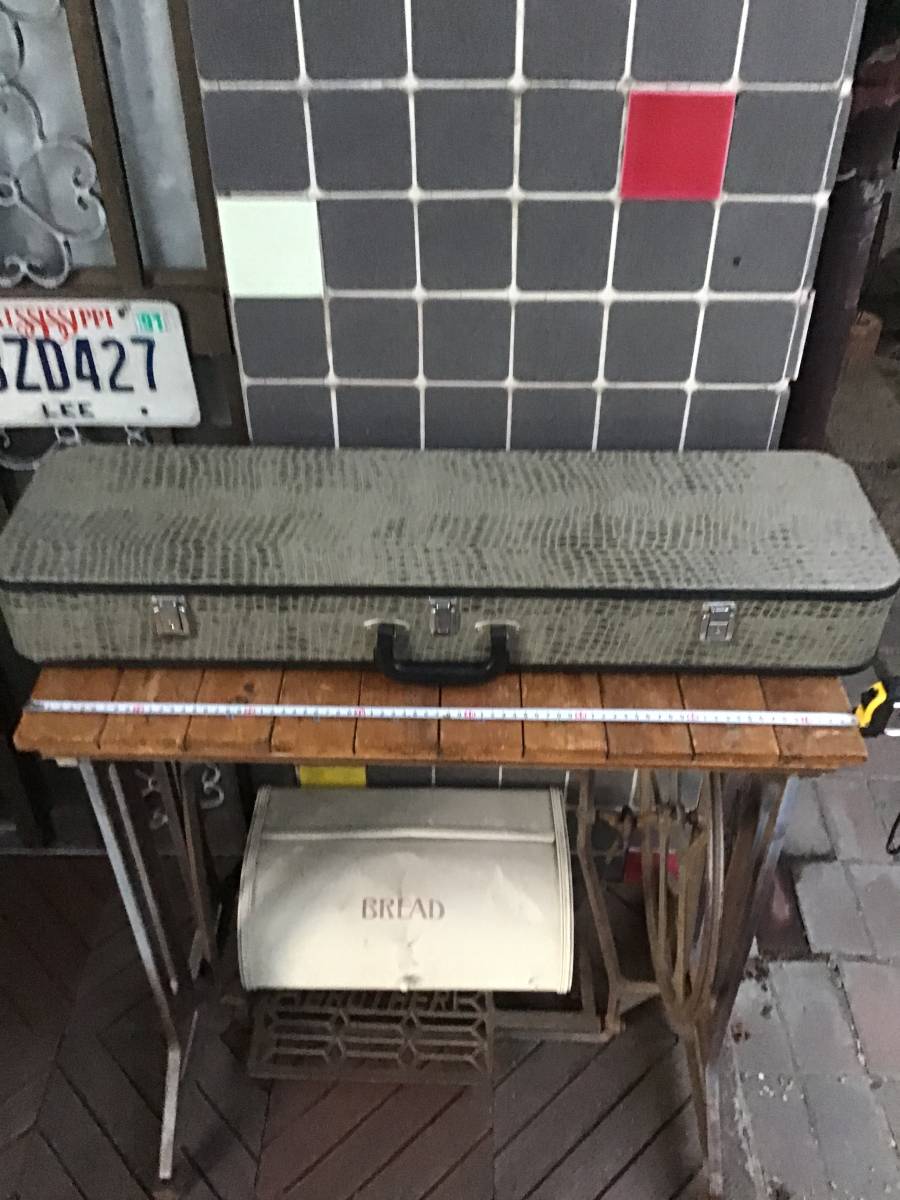 代購代標第一品牌-樂淘letao-蛇味線 三味線 三線 和楽器 蛇味線 三味線 鍵付 ハードケース 付 レトロ ビンテージ アンティーク 楽器
