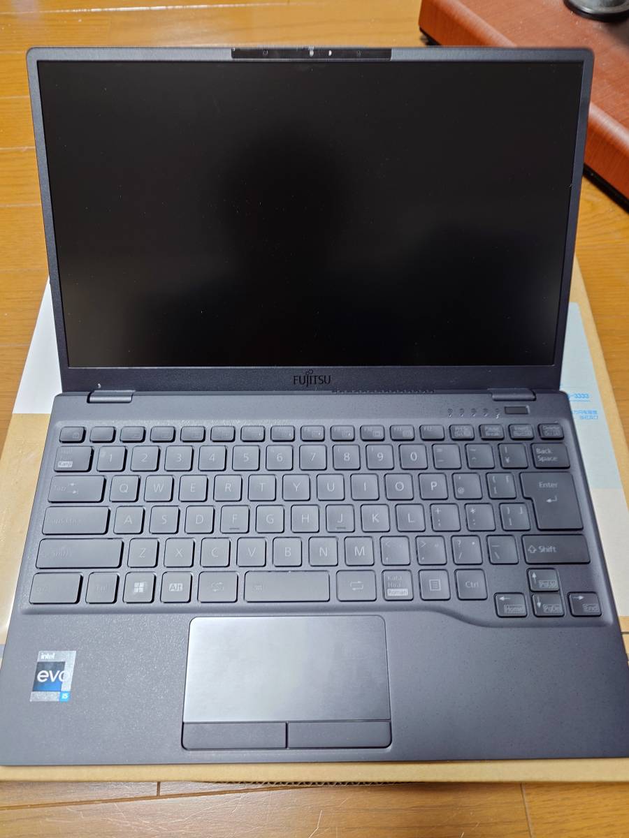 富士通 LIFEBOOK WU4/G2 富士通 LIFEBOOK WU4/G2