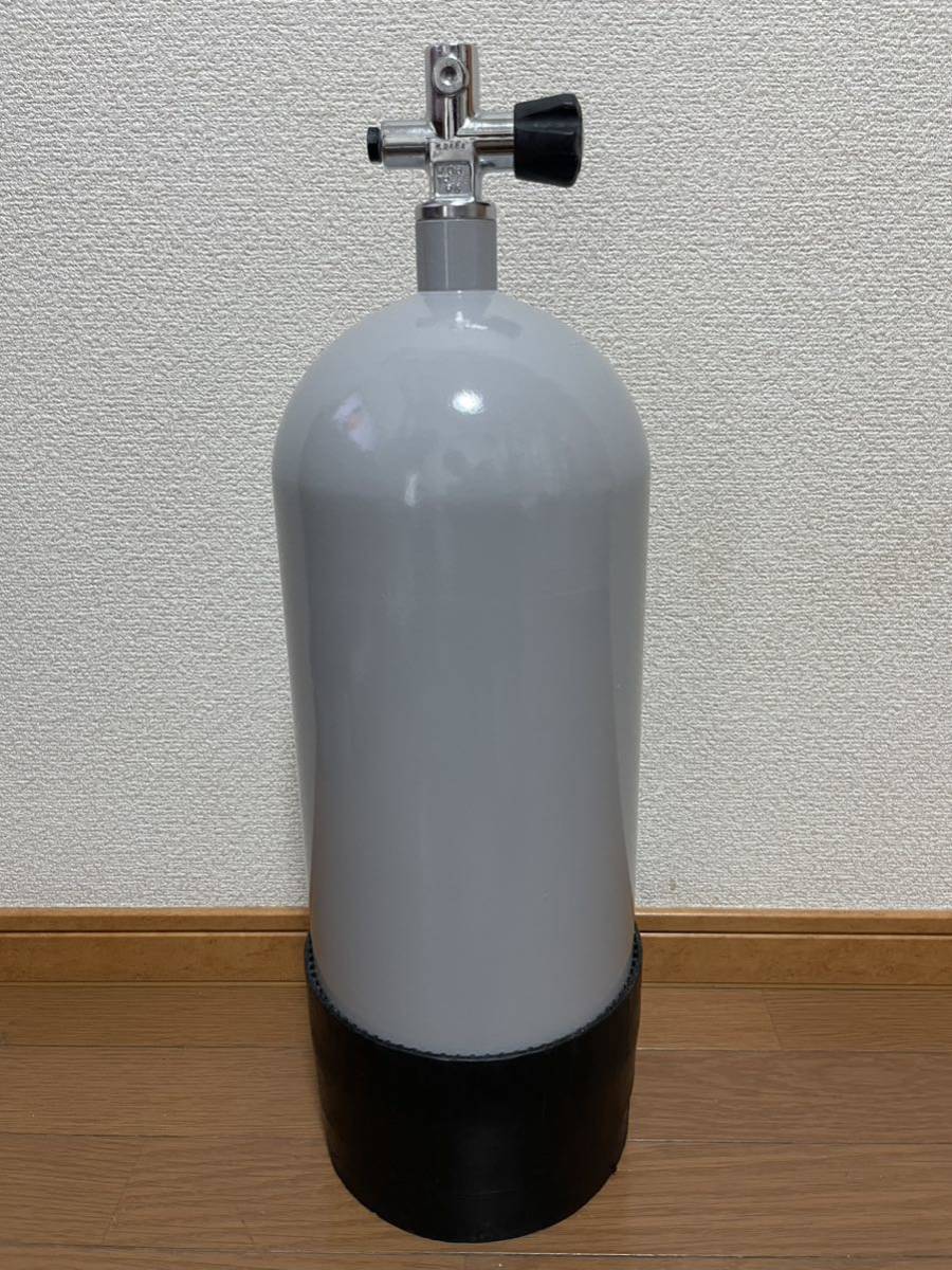 スキューバダイビング用 エアー 空気 タンク ボンベ 10L(スキューバダイビング)｜売買されたオークション情報、yahooの商品情報をアーカイブ公開 - オークファン（aucfan.com）