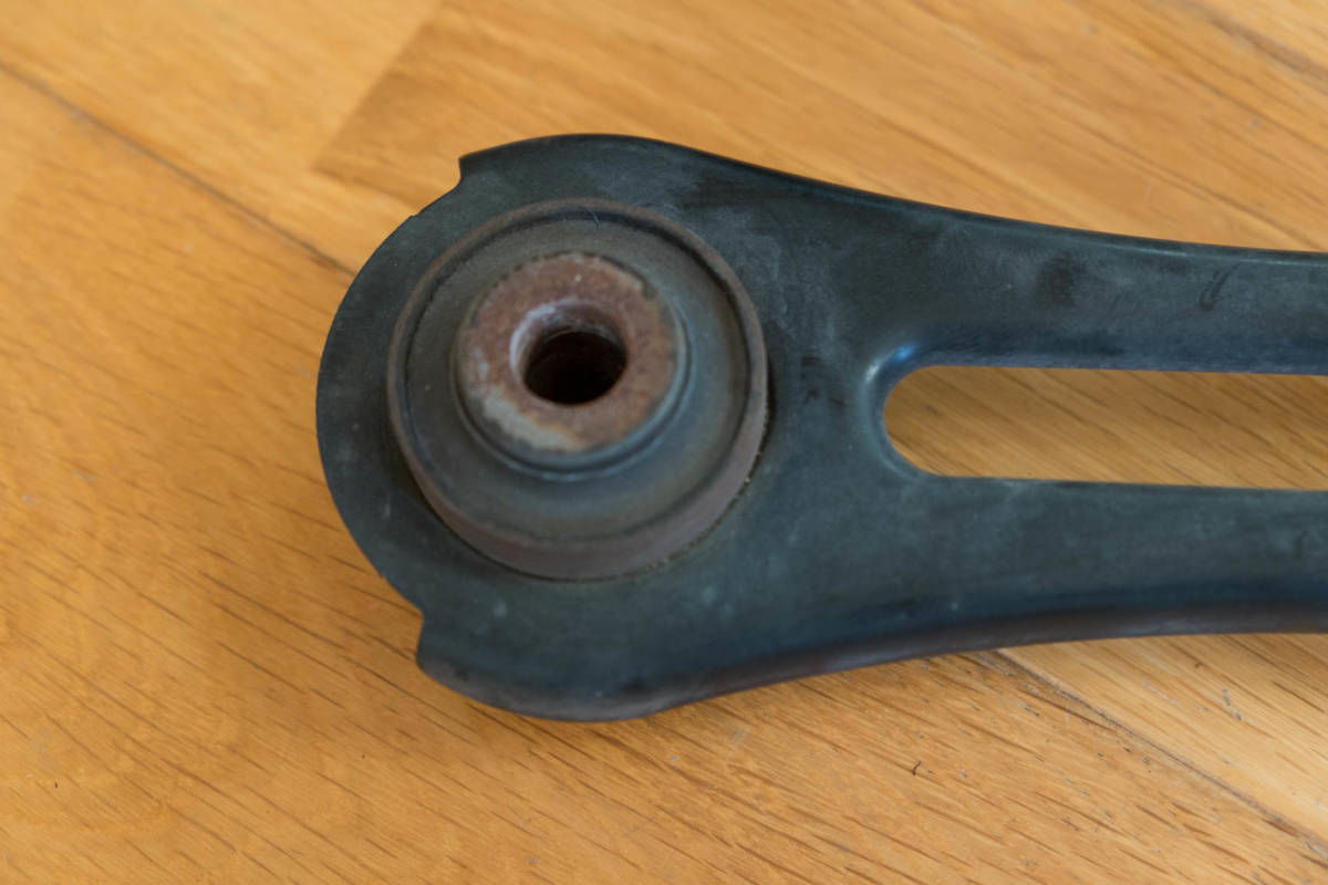 Yahoo!オークション - B11/B21 EK デイズ エンジンマウント 3点セット