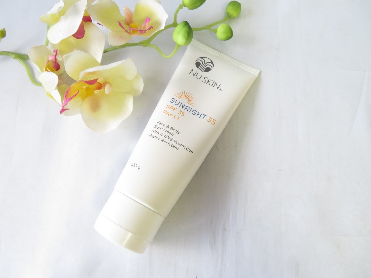 Yahoo!オークション - 新品未使用 NUSKIN ニュースキン サンライト35 ...