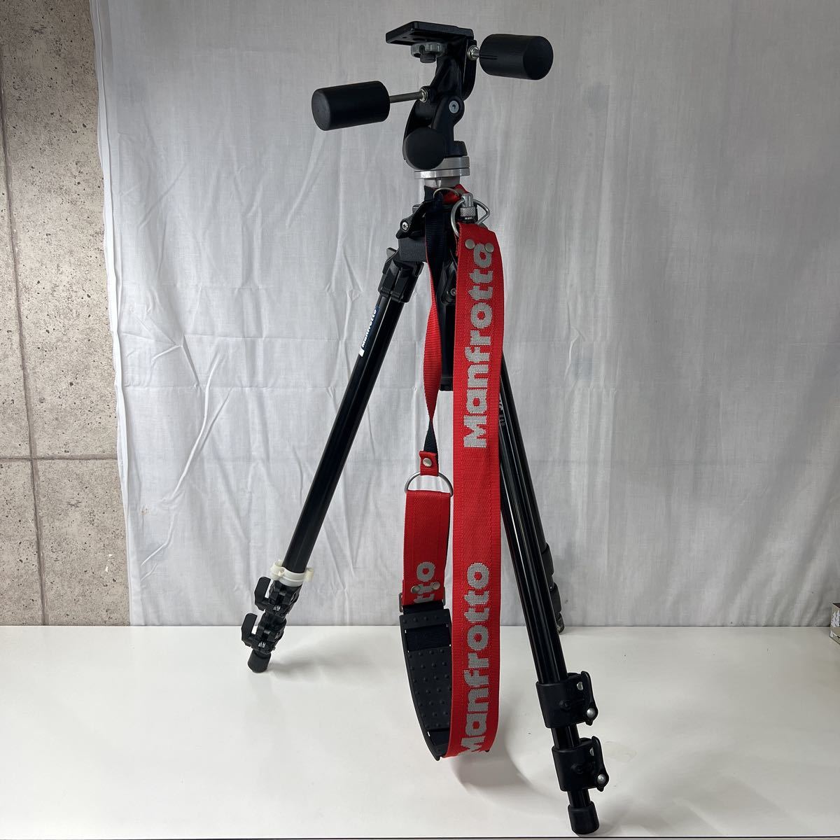 代購代標第一品牌-樂淘letao- 【manfrotto マンフロット】silver055j スリック三脚 3way Gruppo 055