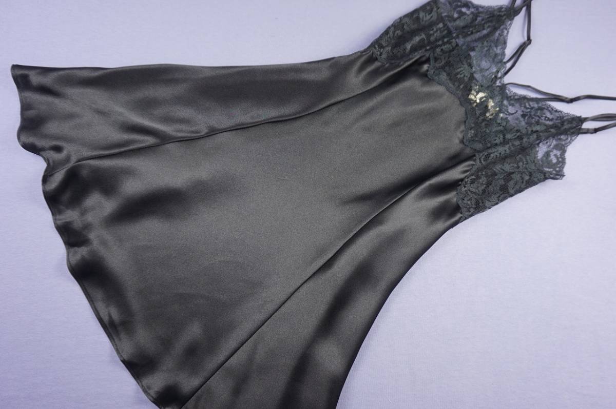 Yahoo!オークション - 4777 美品 VICTORIA'SSECRET 透け感胸元花柄レ...