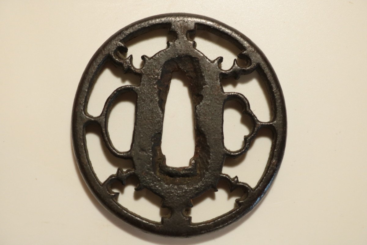 Yahoo!オークション - T730 鉄地透かし鍔/刀装具/時代武具/アンティー...